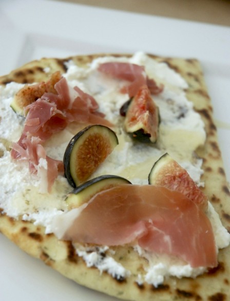 Make Your Own Flatbread | Sugar Plum Sisters